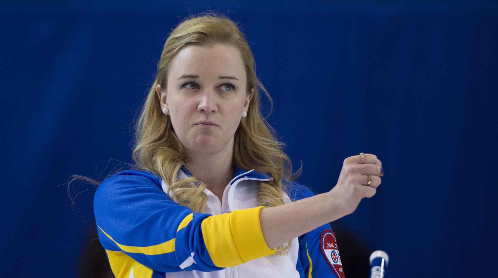 Carey wins Day 1 dust-up with Jones – Winnipeg Free Press