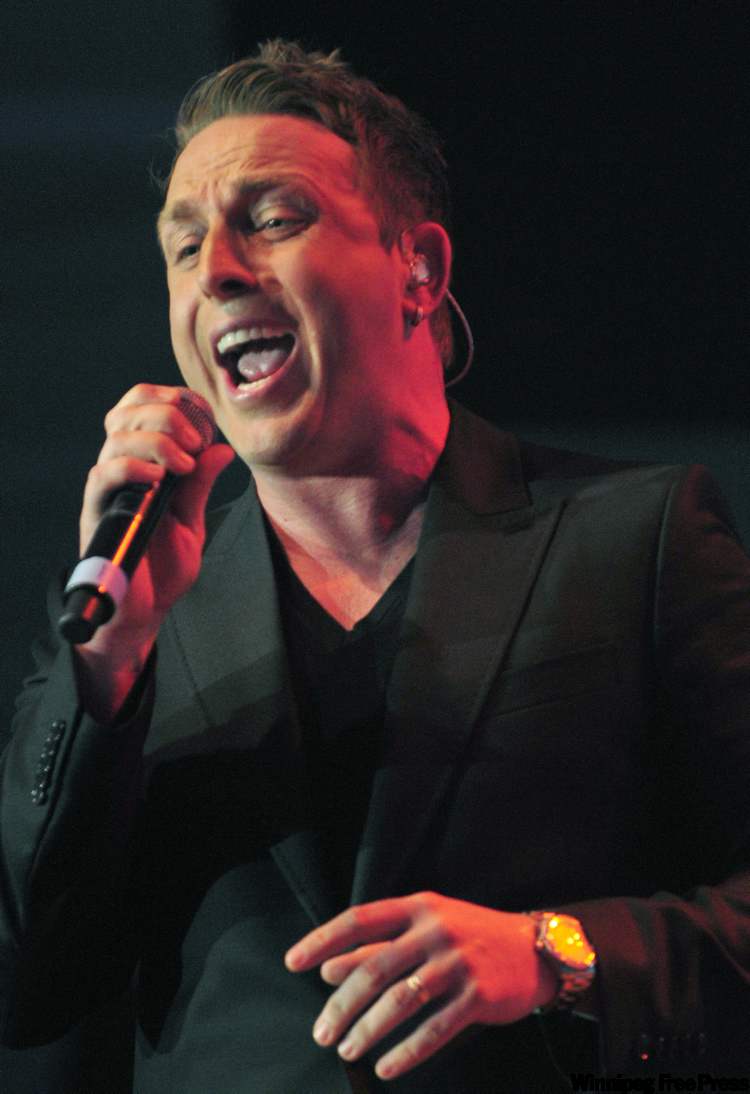 Johnny Reid brings love to MTS Centre on April 27 – Winnipeg Free Press