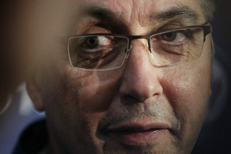 Catching up with Claude – Winnipeg Free Press