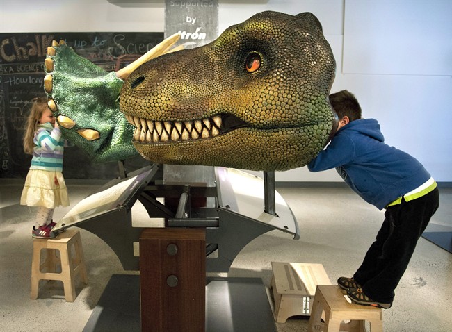 T. Rex would have had lips, Toronto paleontologist says in new research ...