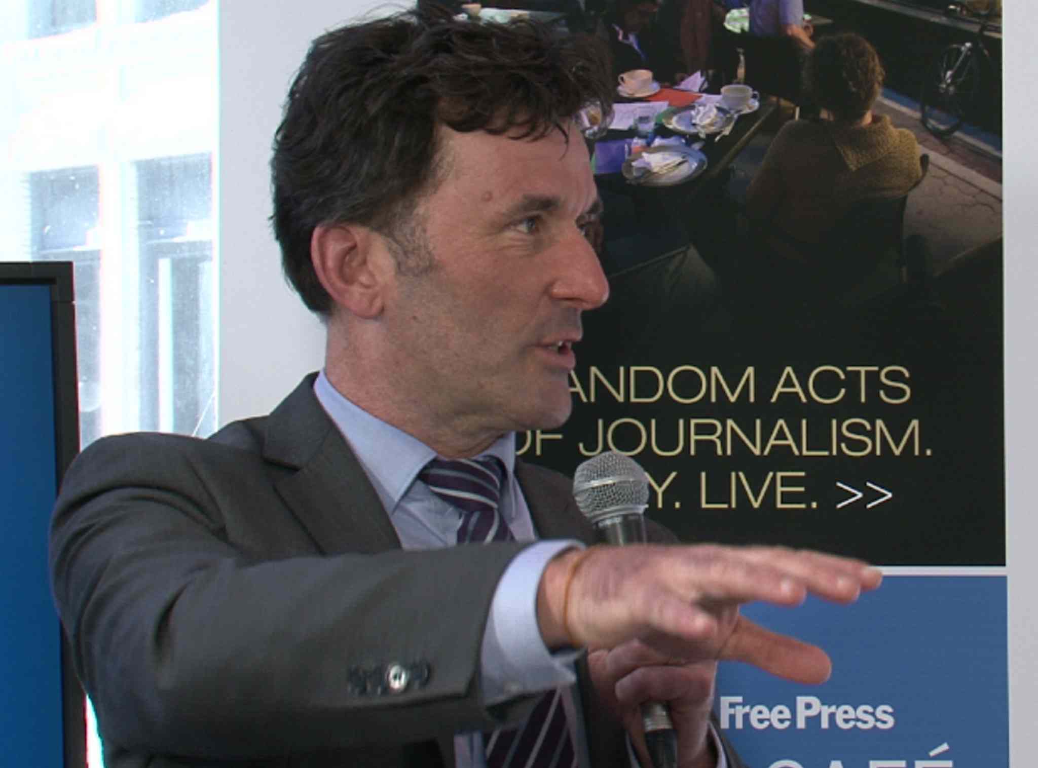 NDP critic Paul Dewar calls for ban on military sales to Russia ...