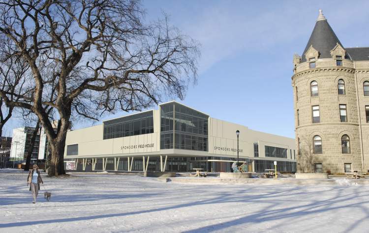 U of W board approves $40-M fieldhouse – Winnipeg Free Press