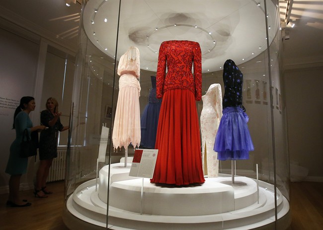 Kensington Palace displays glamorous royal wardrobe from Queen ...
