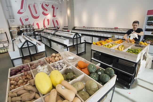 No-waste grocery stores not a garbage idea to help tackle food waste ...