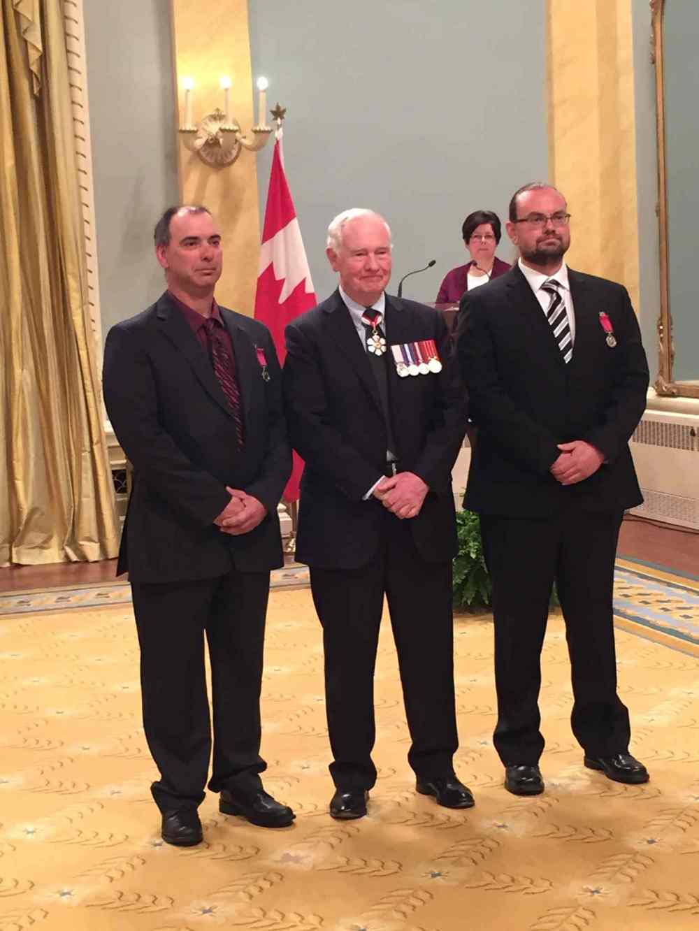 Churchill man receives Star of Courage for saving woman from polar bear ...
