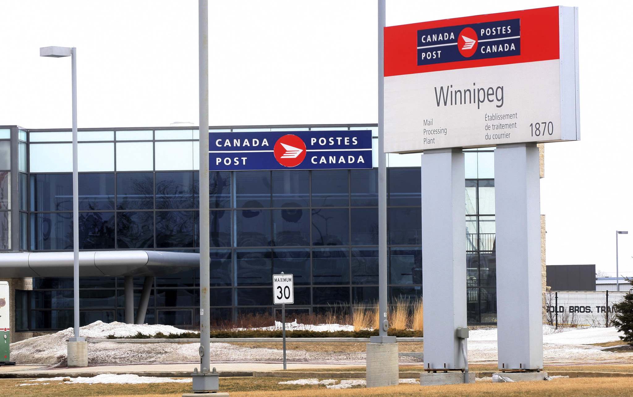 RCMP probe Canada Post facility built by company under investigation in ...
