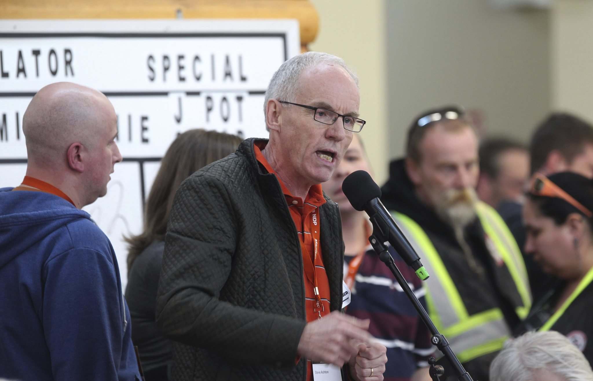 Undeclared, but Ashton refuses to fade from view – Winnipeg Free Press