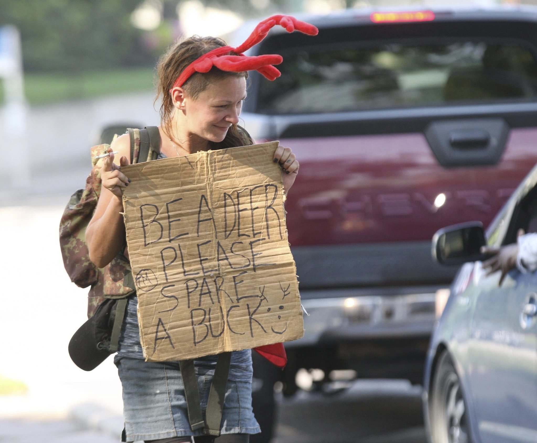 Giving — or not giving — to intersection panhandlers – Winnipeg Free Press