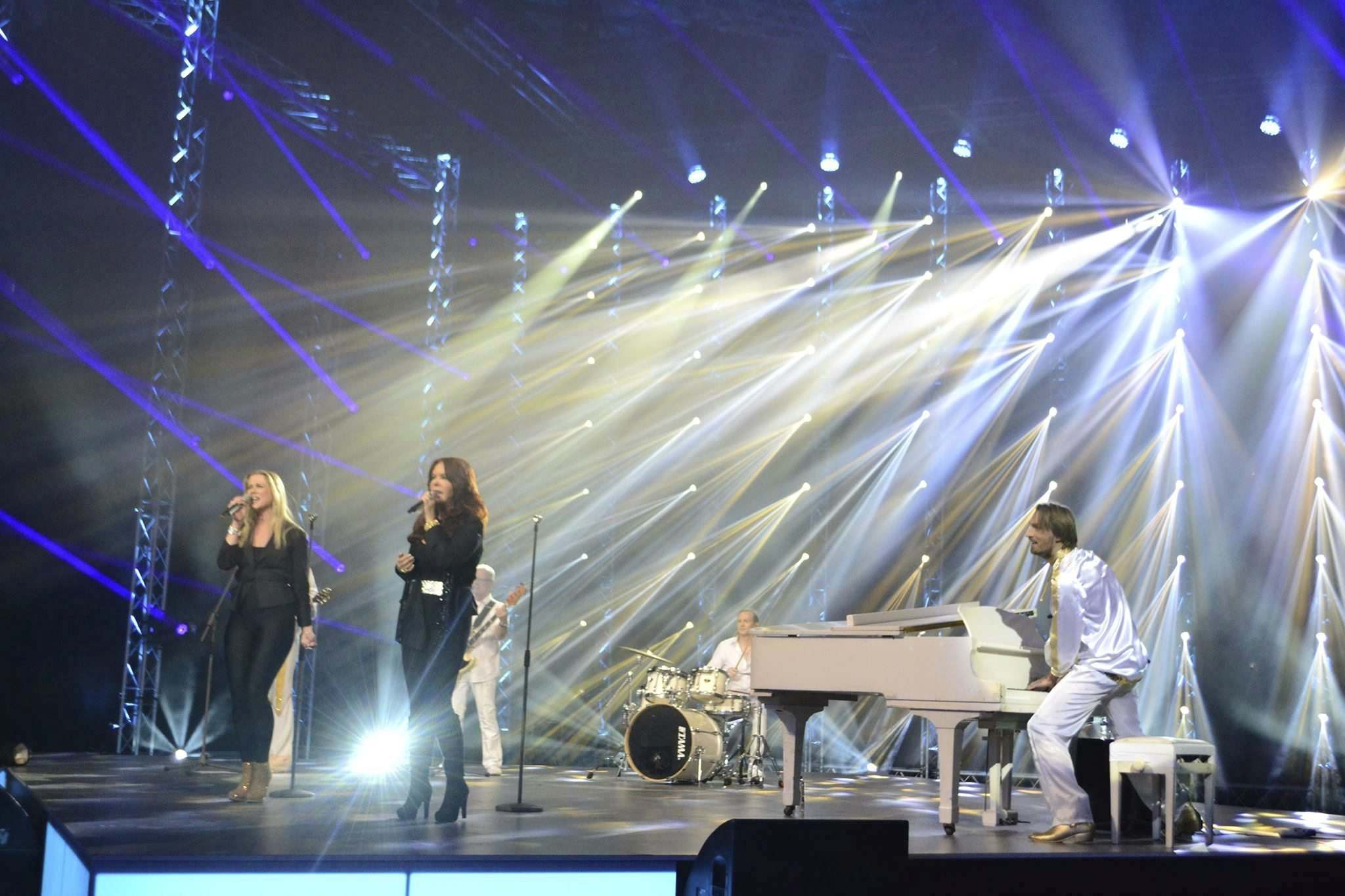 ABBA-cadabra! The Swedish pop magic lives on – Winnipeg Free Press