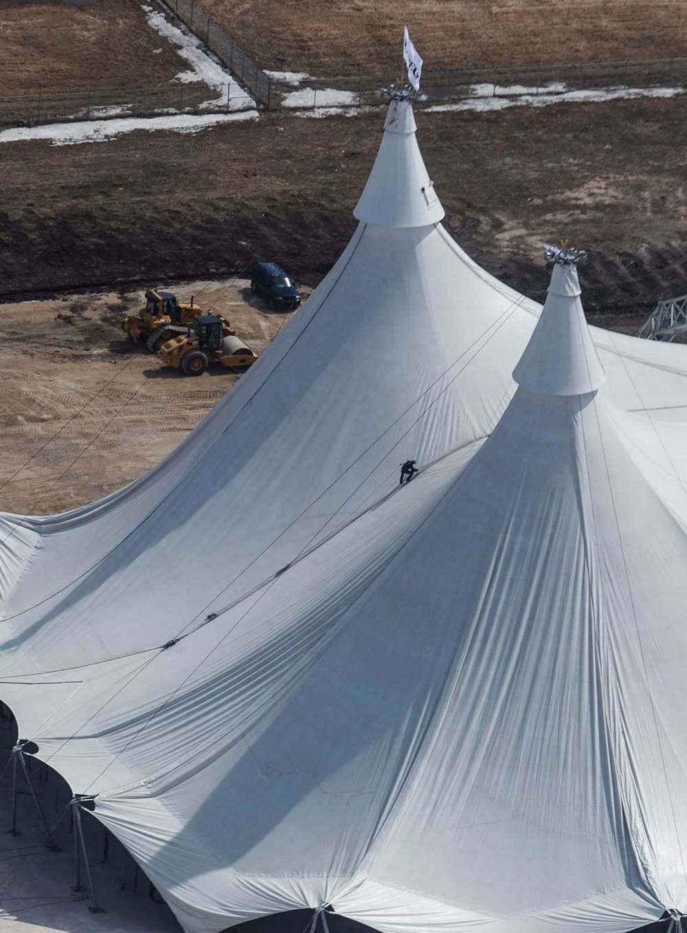 White Big Top rises for show’s final run – Winnipeg Free Press