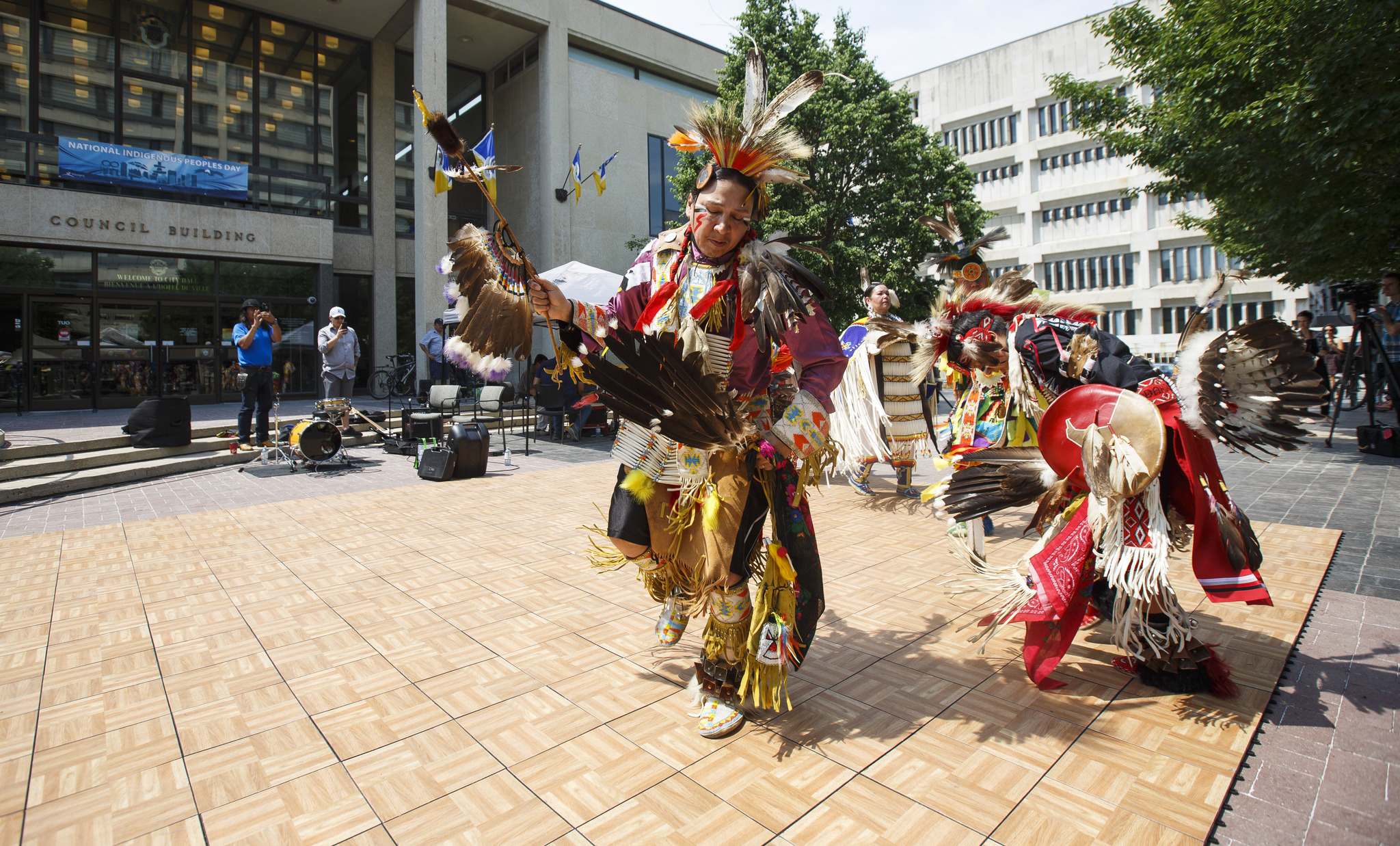 City embraces National Indigenous People Day ceremonies – Winnipeg Free ...