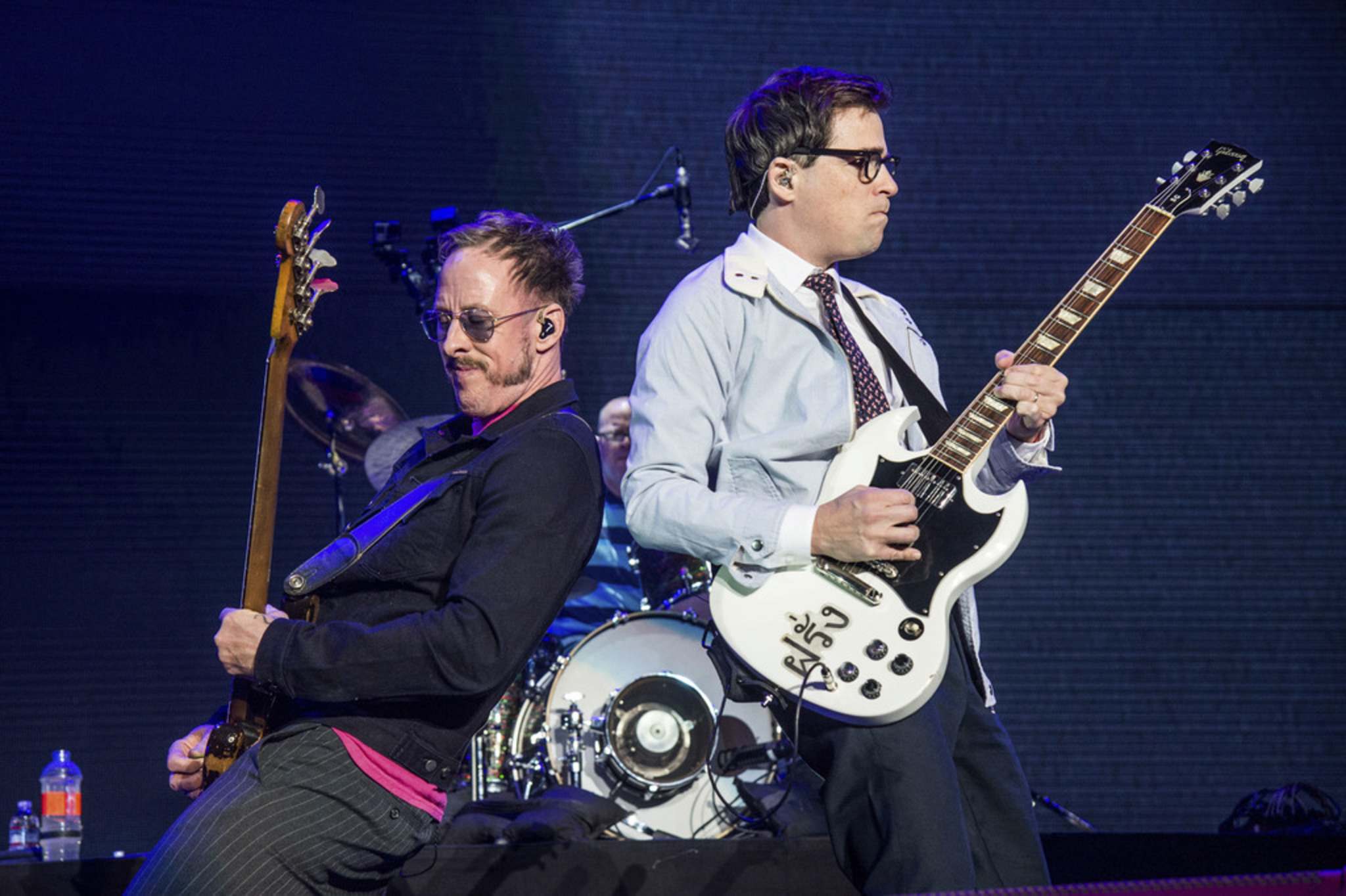 The funny story behind Weezer’s new hit – Winnipeg Free Press