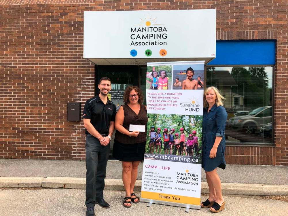 Auto Show makes sure to give back – Winnipeg Free Press