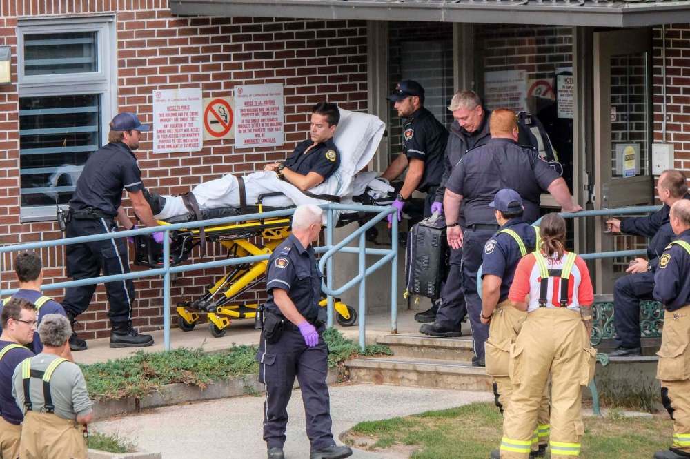 Kenora Jail inmates take officer hostage – Winnipeg Free Press