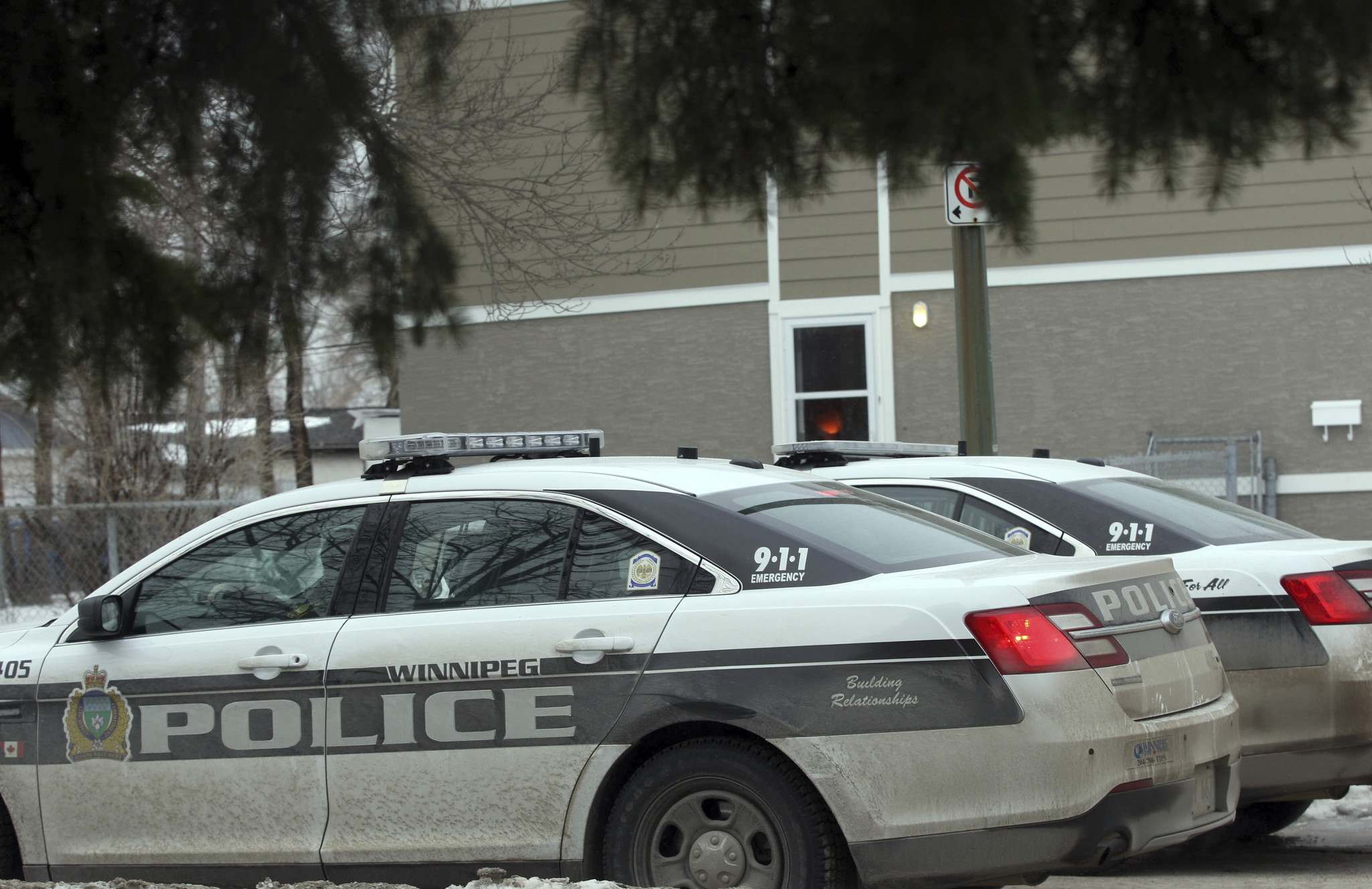Woman pleads not guilty as murder trial begins for 2016 stabbing ...
