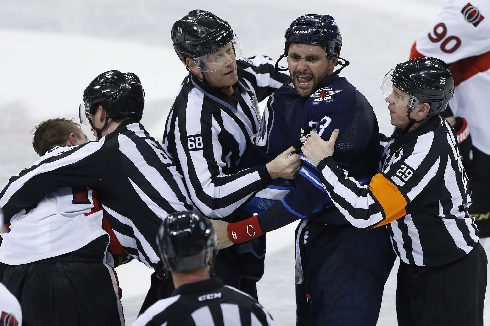 Big Buff all smiles during World Cup of Hockey – Winnipeg Free Press