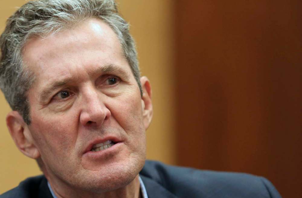 Carbon pricing squabble continues between Manitoba and Ottawa ...