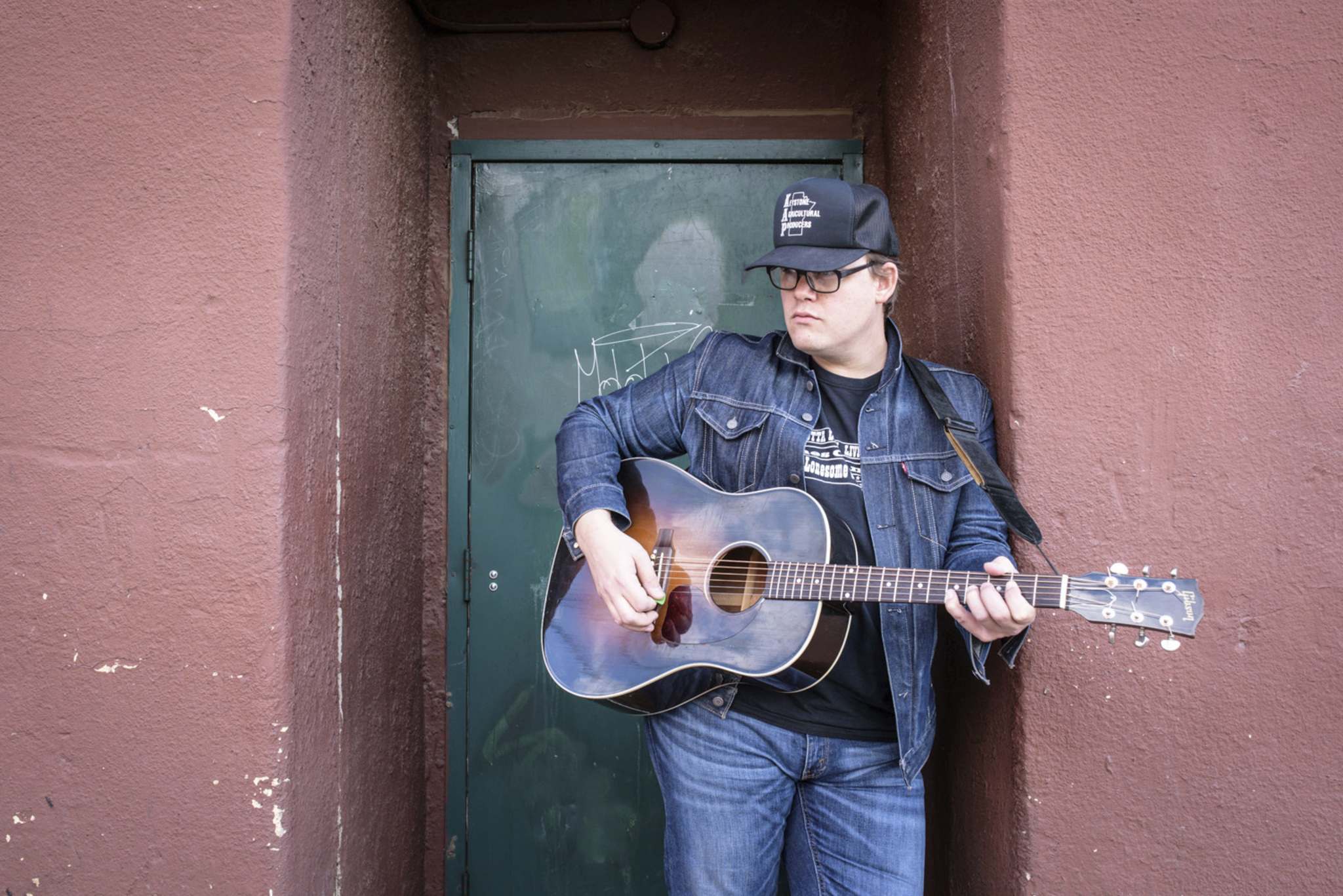 Radio host brings vibe to stage – Winnipeg Free Press