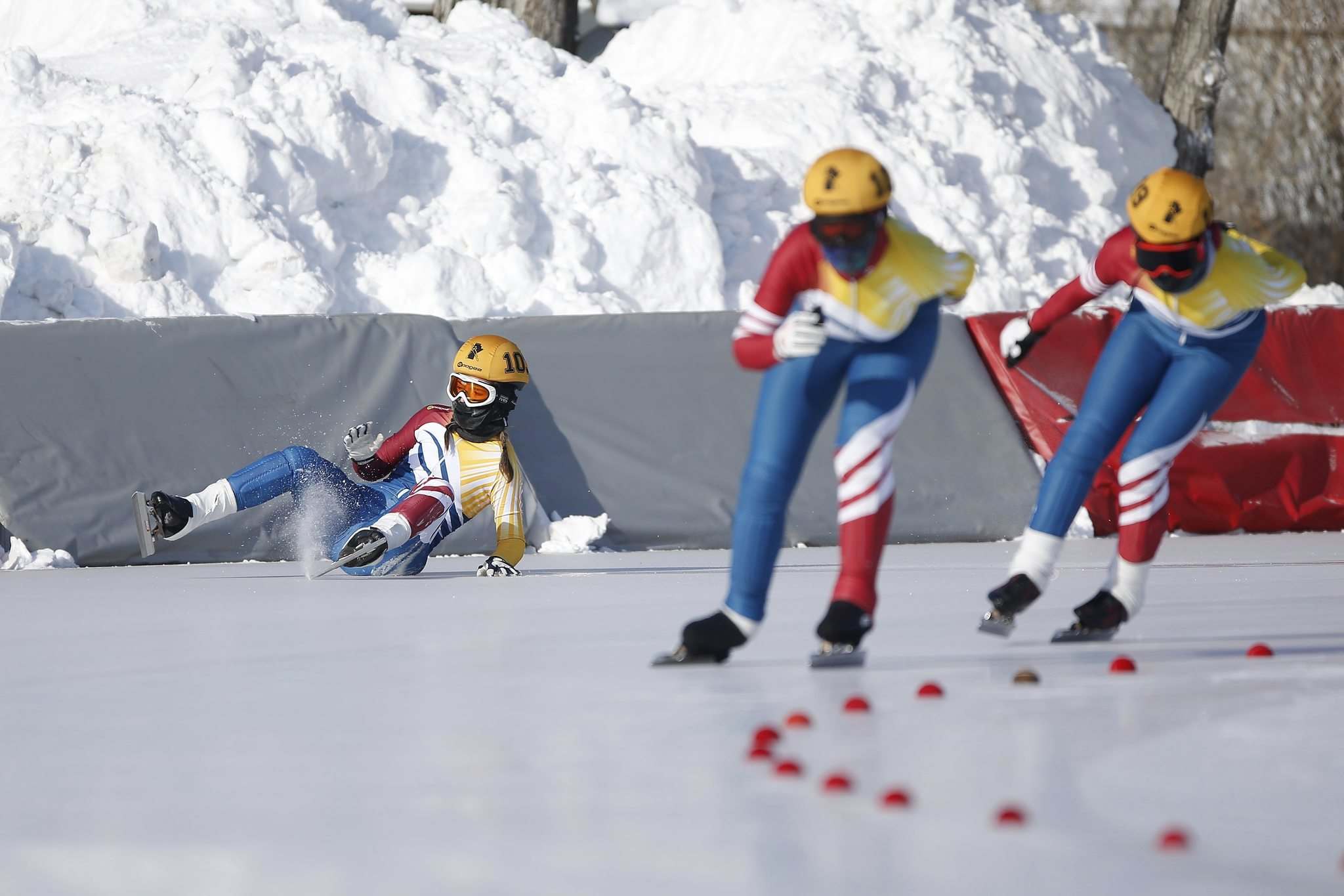 Cold can’t deter speedskaters at championship in city – Winnipeg Free Press