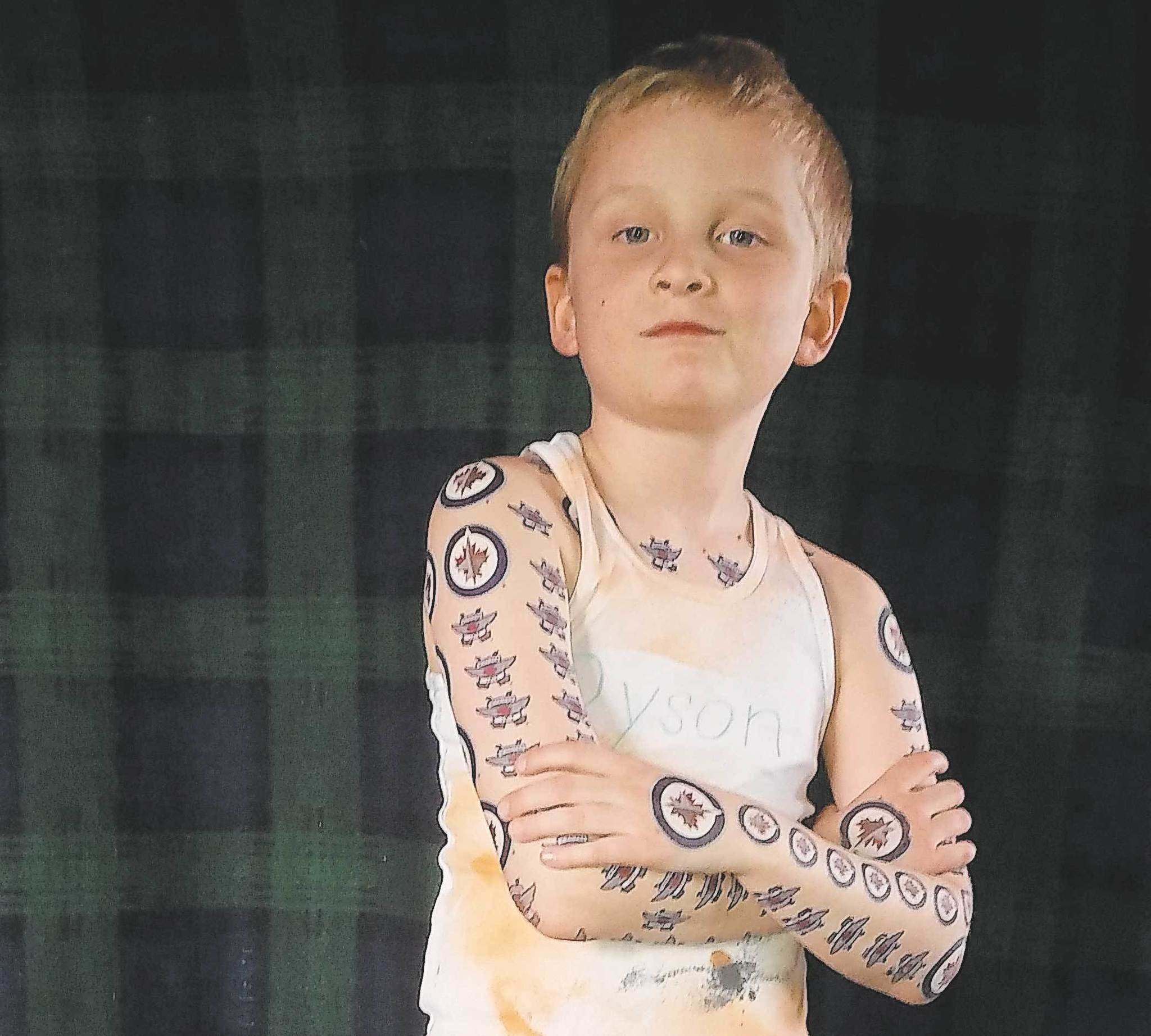 Young Jets fan shoots for online record – Winnipeg Free Press