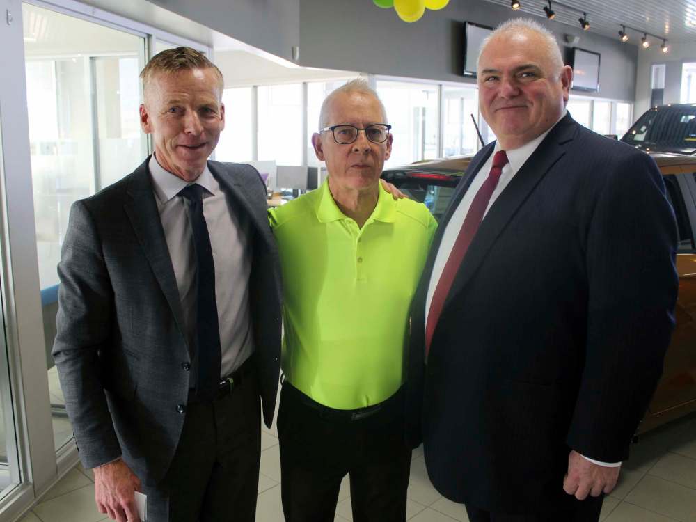 Murray Chevrolet bids farewell to veteran – Winnipeg Free Press