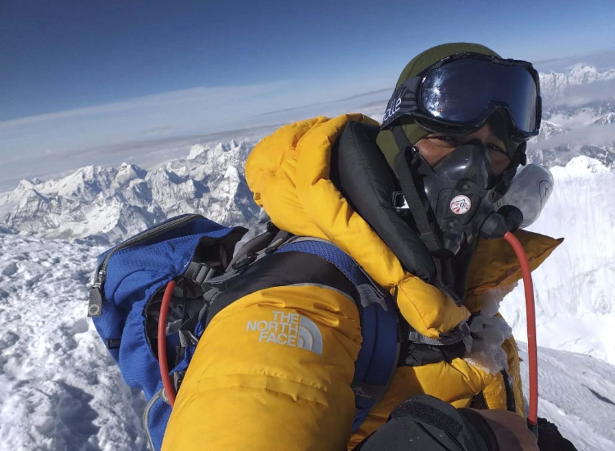 Winnipeg teacher on top of the world after scaling Everest – Winnipeg ...