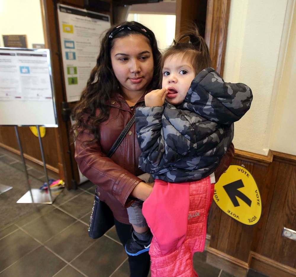 Displaced Manitoba voters get last-minute consideration – Winnipeg Free ...