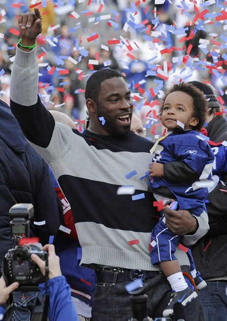 New York Giants fans pack MetLife Stadium to celebrate Super Bowl win ...