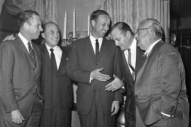 A look at the NFL in the 1960s – Winnipeg Free Press