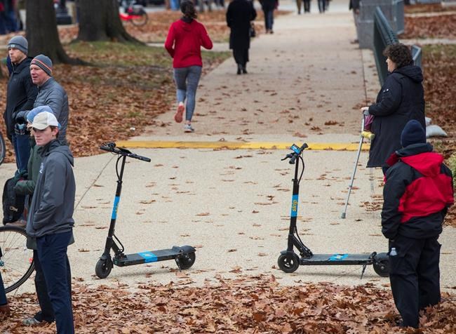 Electric scooters have zipped by docked bikes in popularity – Winnipeg ...