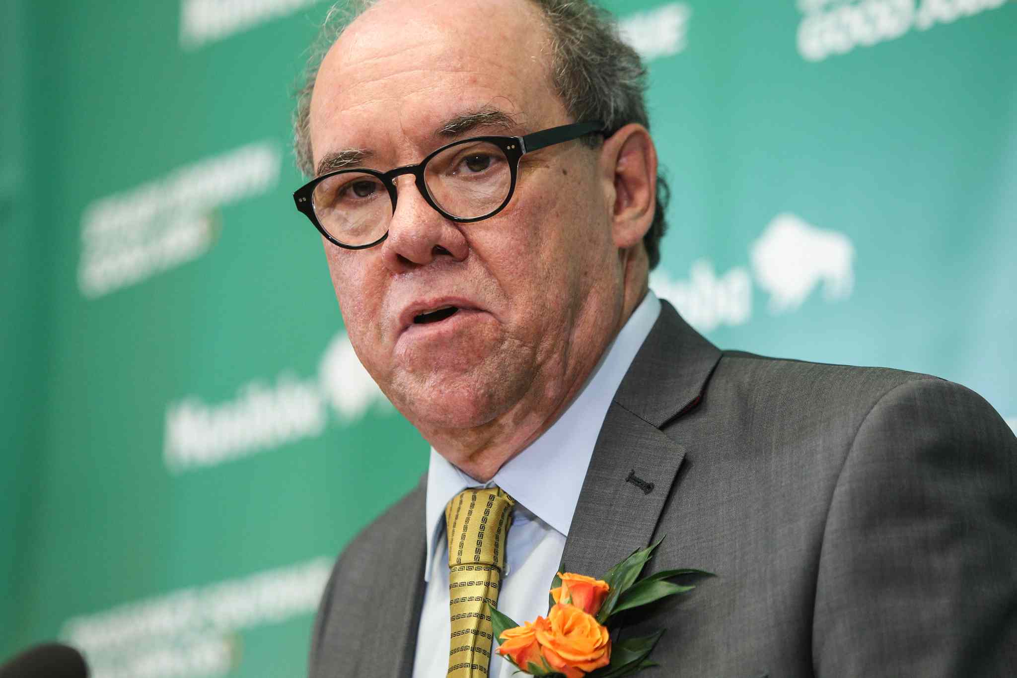 Mr. Dewar nowhere to be found as credit rating falls – Winnipeg Free Press