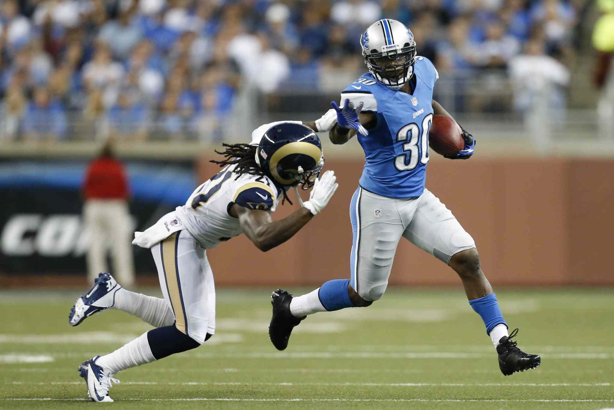 Bombers sign NFL’s Kevin Smith – Winnipeg Free Press