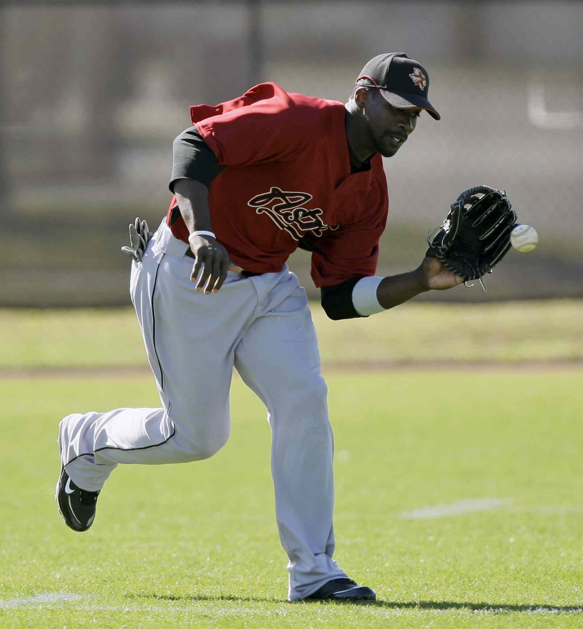Goldeyes sign former big-league slugger Reggie Abercrombie – Winnipeg ...