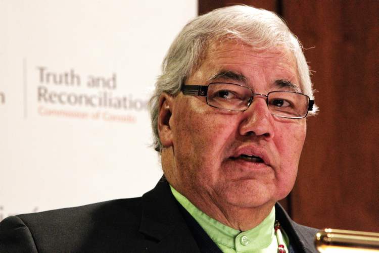 Sinclair to Spence: end hunger strike – Winnipeg Free Press