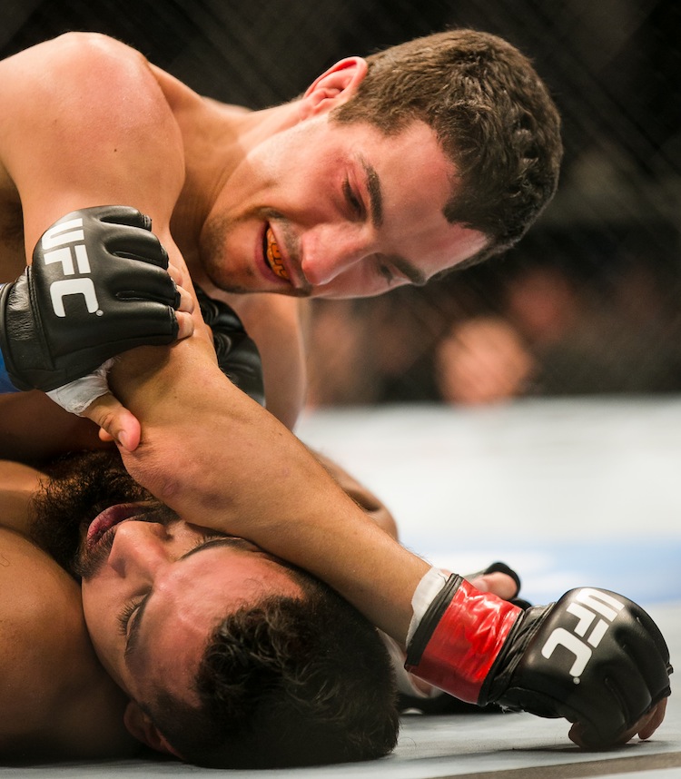 Winnipeg’s Delorme wins UFC 161 bout – Winnipeg Free Press