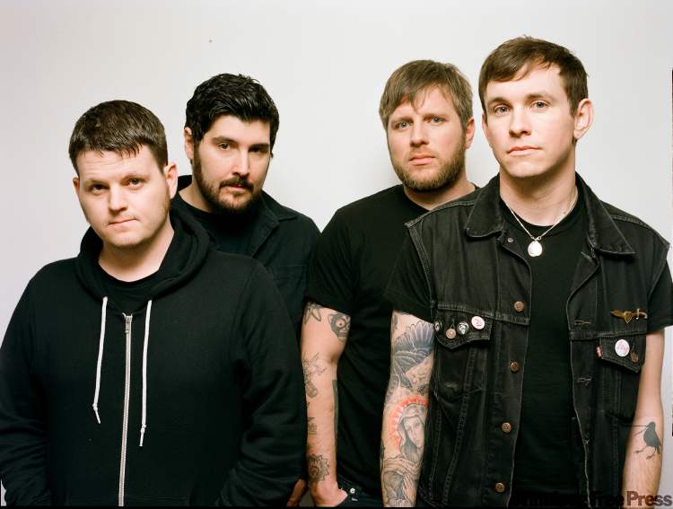 Punk frontman finds some of his fans against him – Winnipeg Free Press