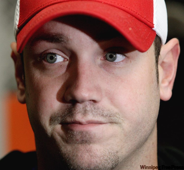 Bombers sign Buck Pierce – Winnipeg Free Press