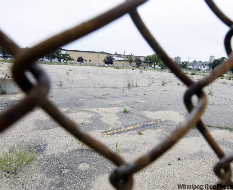Gordon Bell’s ‘field of dreams’ still an empty lot – Winnipeg Free Press
