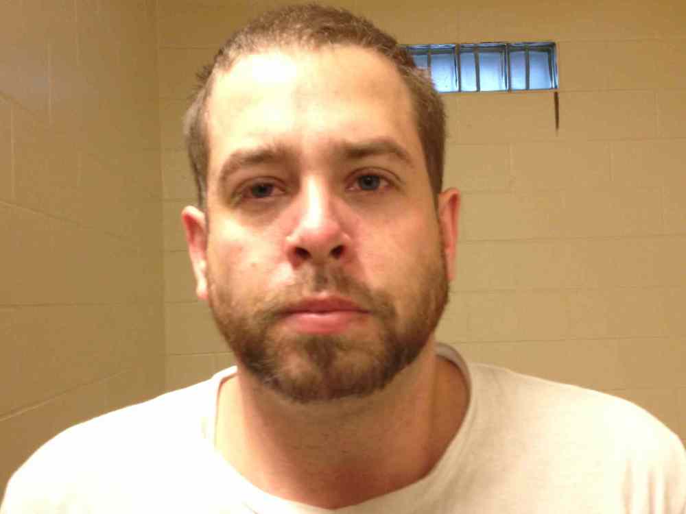 RCMP looking for possible victims of fraudster – Winnipeg Free Press