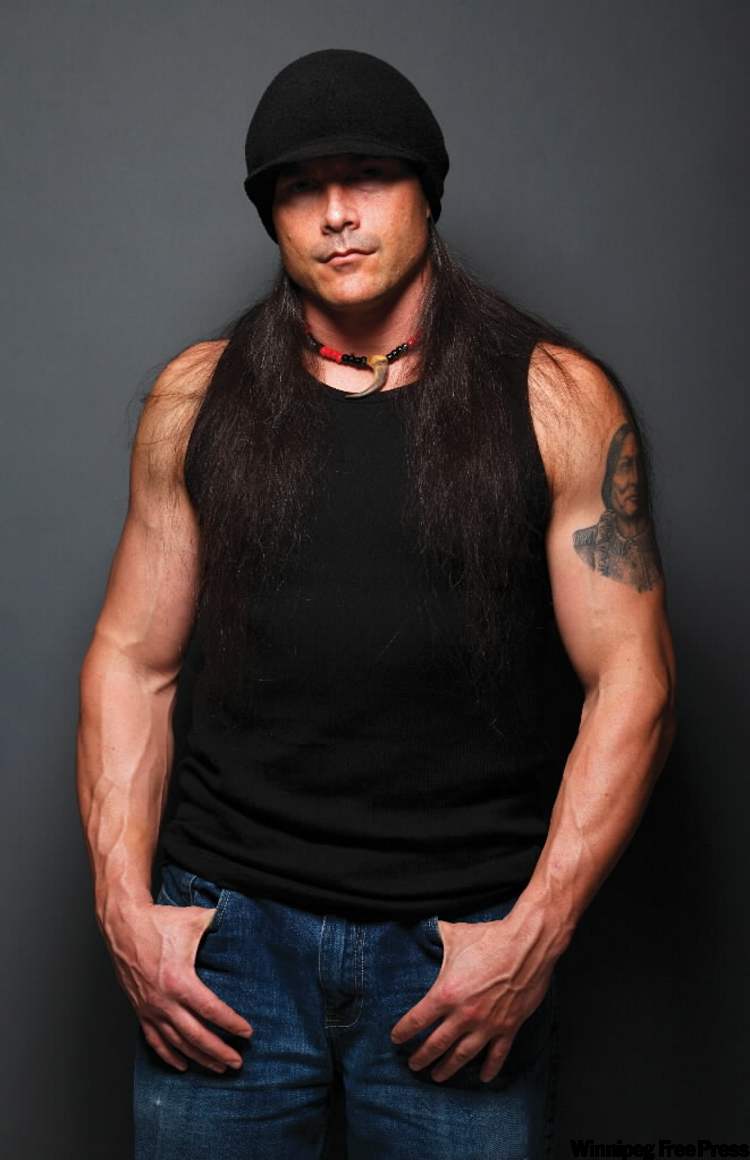 Little Hawk’s third CD deals with big picture – Winnipeg Free Press