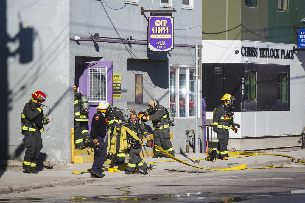 Thrift shop set to reopen, then fire hit – Winnipeg Free Press