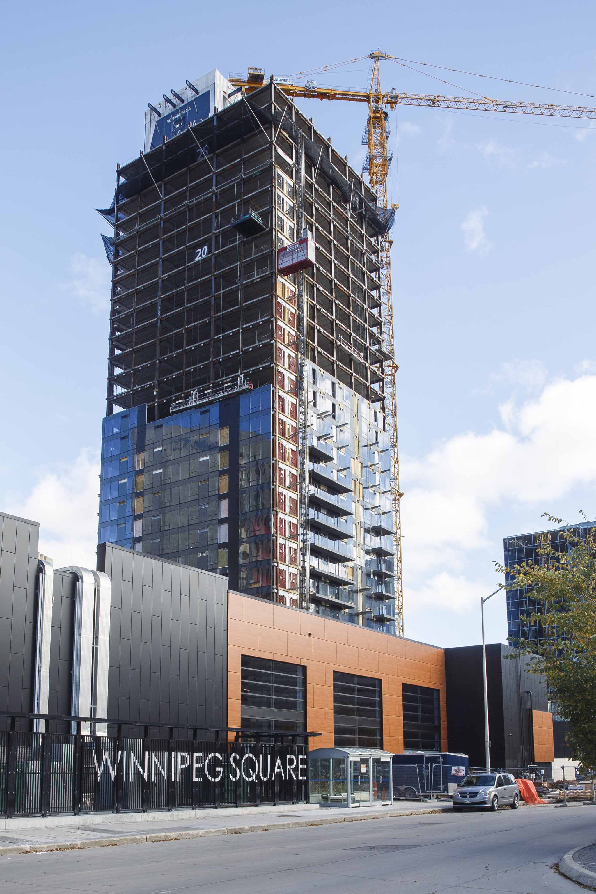 ‘For lease’ signs abound downtown – Winnipeg Free Press