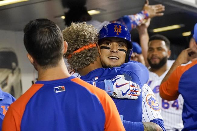 Javier Báez hits 2-run homer in New York Mets debut – Winnipeg Free Press