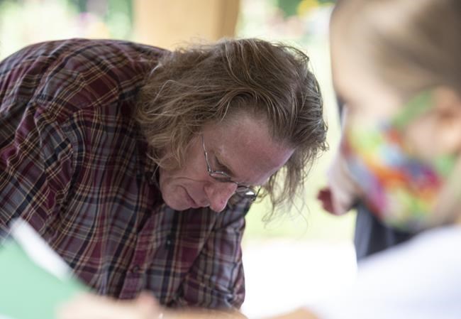 Artist envisions clock based on how Georgia rivers flow – Winnipeg Free ...