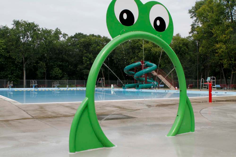 City set to open outdoor pools; recalls staff – Winnipeg Free Press