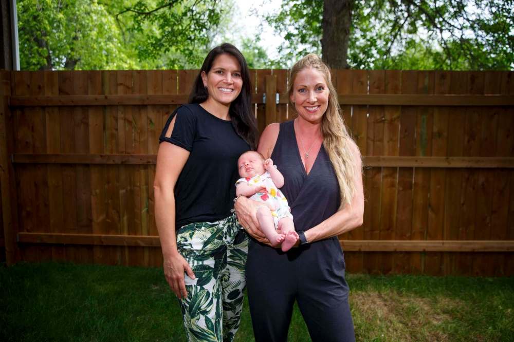 Giving birth under lockdown a new kind of anxiety – Winnipeg Free Press