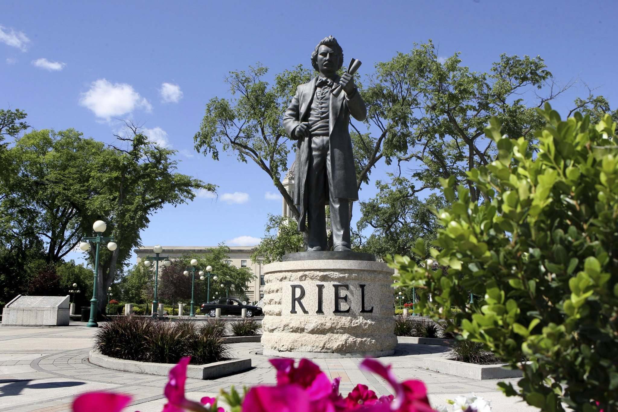 Monuments offer learning opportunities – Winnipeg Free Press