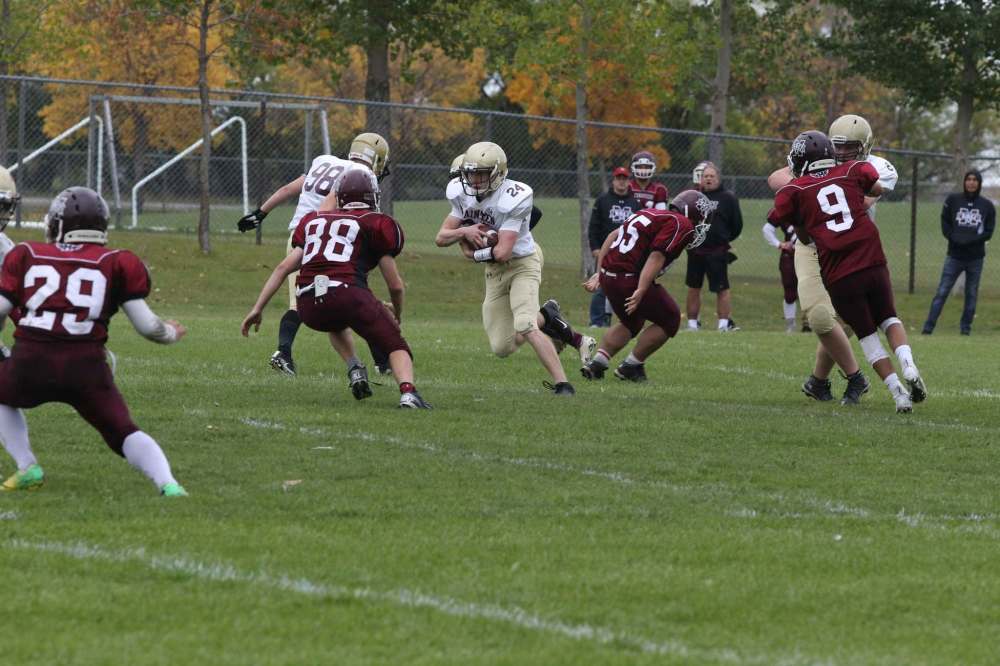 Tiger changes stripes to coach Maroons – Winnipeg Free Press