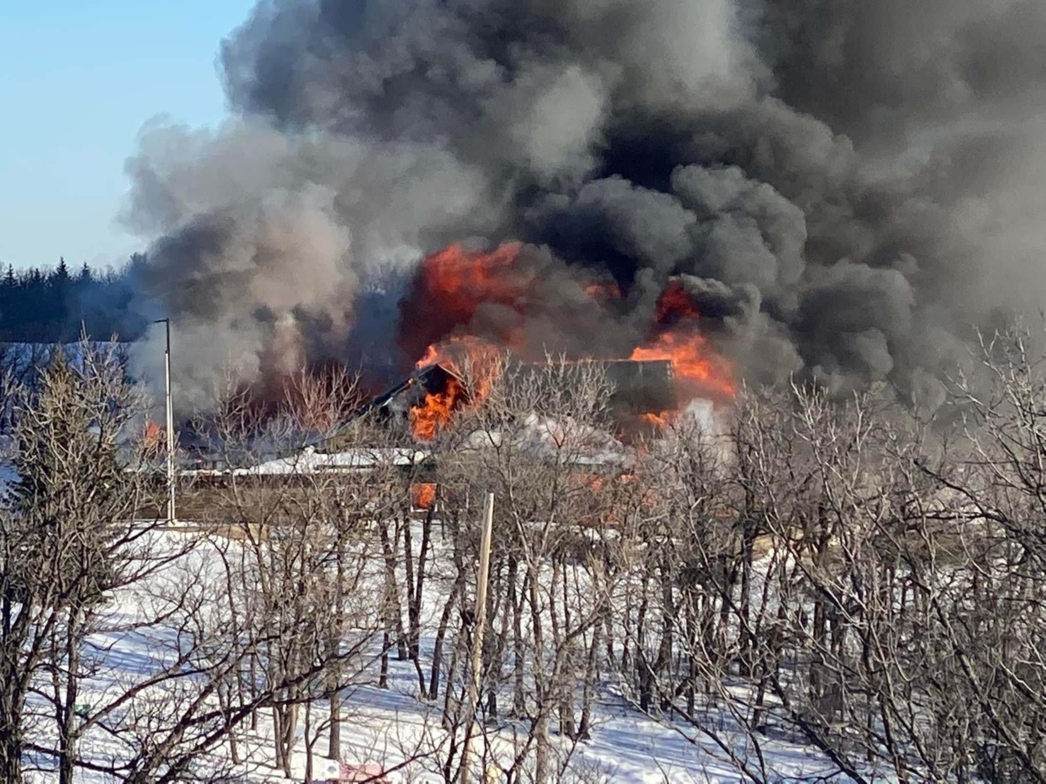 Second blaze hits Morden golf clubhouse days after reopening – Winnipeg ...