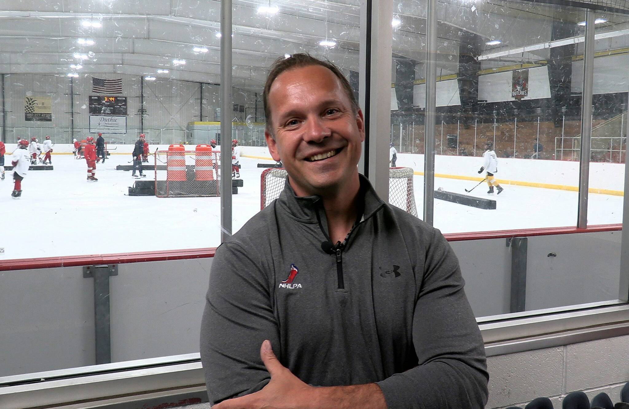 Chartrand just can’t shake the hockey bug – Winnipeg Free Press